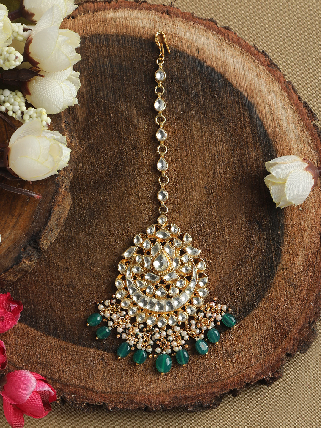 Stunning Dark Green Matha Maang Tikka